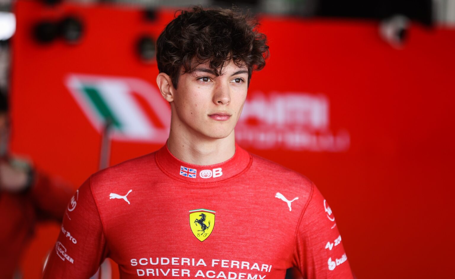 F1 Chi è Oliver Bearman Carriera E Risultati Pilota Riserva Ferrari Che Sostituisce Sainz Nel