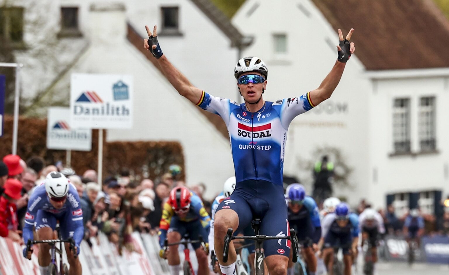 Giro d'Italia 2024, Merlier: "Vincere tre volte qui è speciale, bello ...