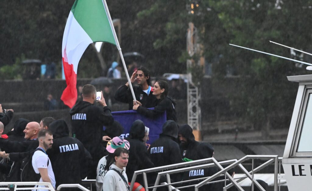 LIVE – CERIMONIA di APERTURA Olimpiadi Parigi 2024: DIRETTA