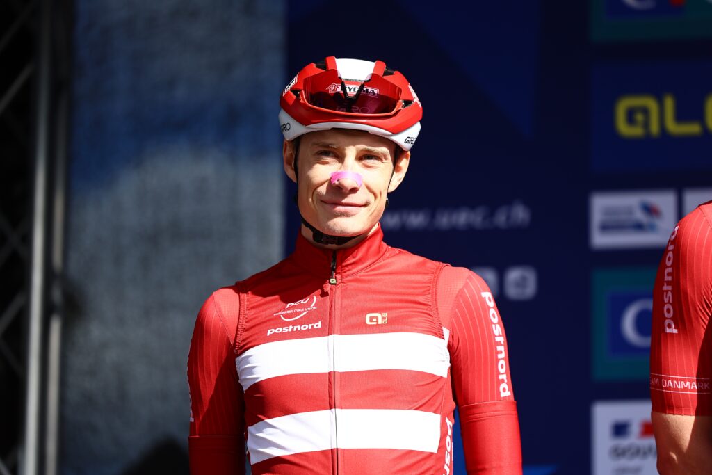 Vingegaard al Giro d’Italia 2026: prima volta in rosa per il danese ...